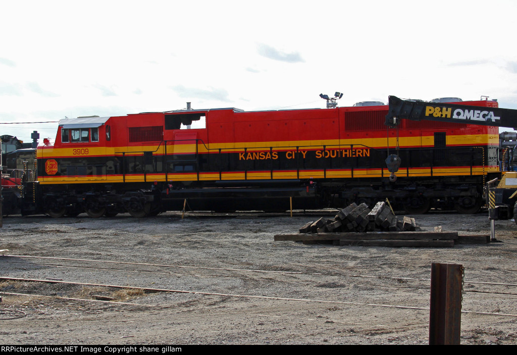 KCS 3909 brand new paint.